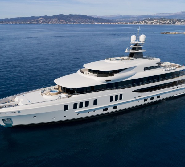 Yacht SYNTHESIS, Amels | CHARTERWORLD Luxury Superyacht Charters